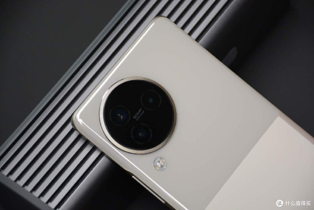 2499元起步，小米Civi 3正式发布：“Pro级”体验定义标准版产品_安卓手机_什么值得买