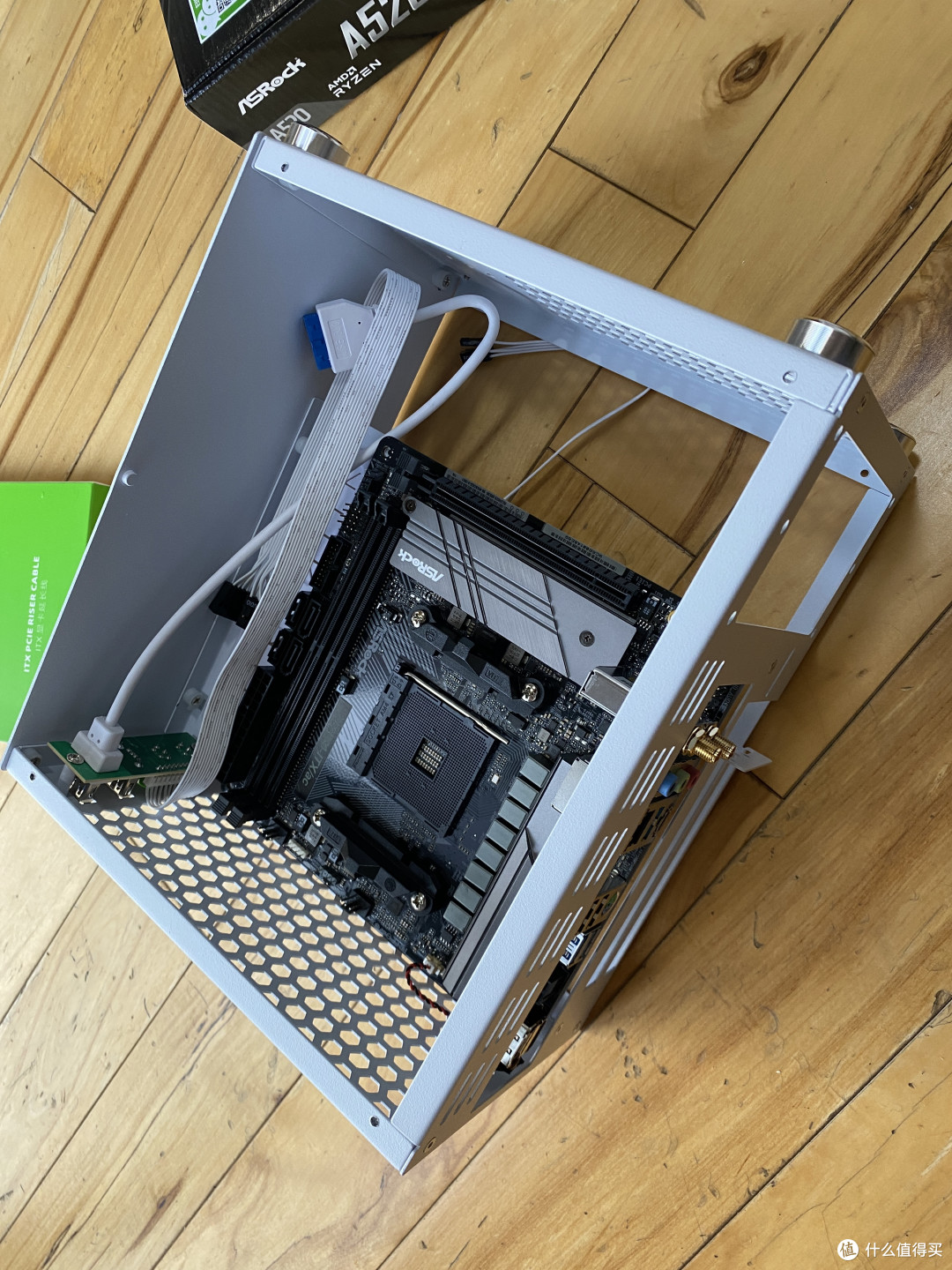 618装了台8斤重的ITX-AI作图小主机：3060-12GB显卡畅玩人工智能、AI绘图_台式机_什么值得买