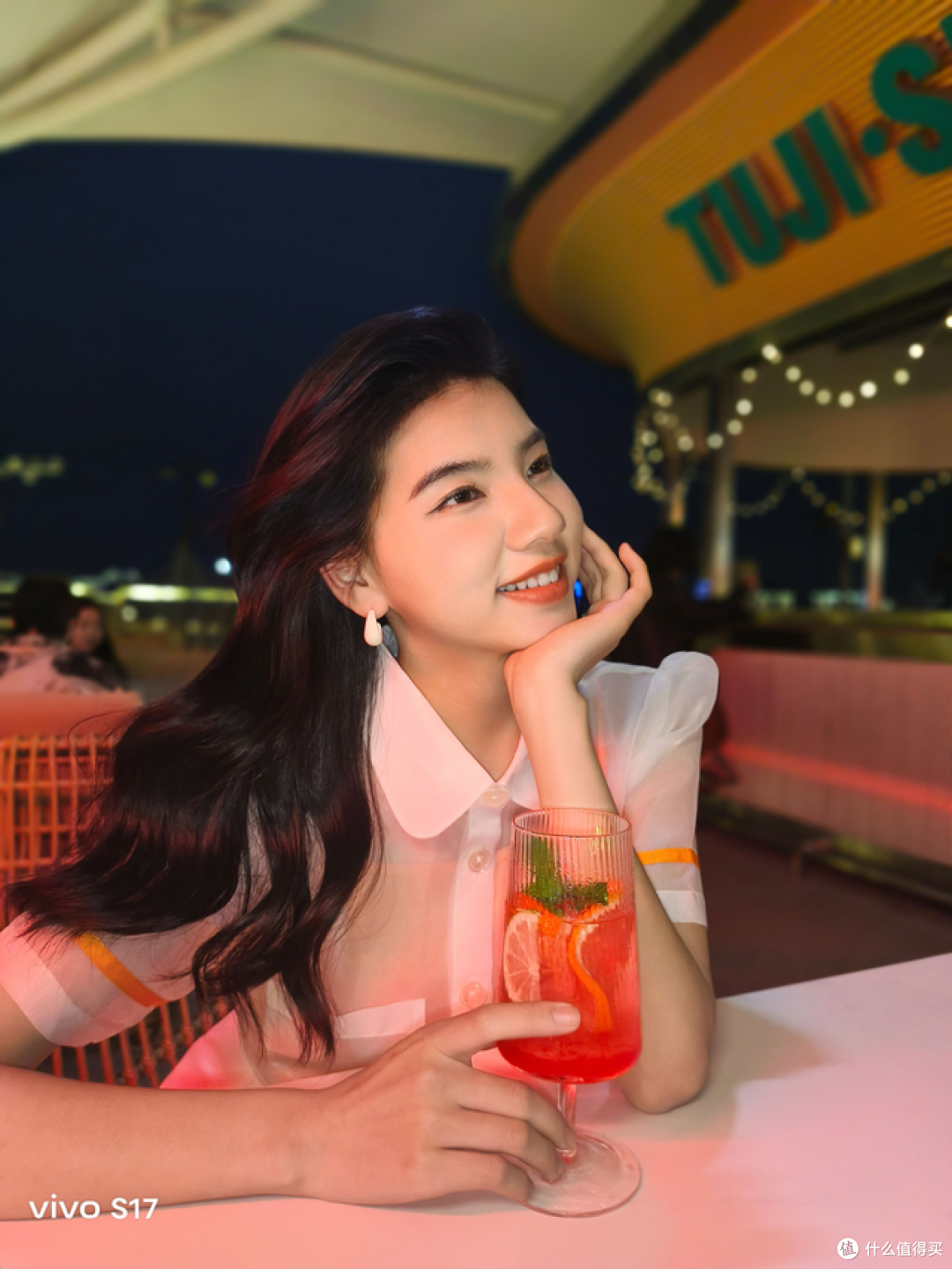 拍好人像的关键就是 vivo S17系列！618购机别错过它_安卓手机_什么值得买
