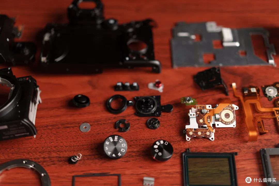 松下 S5M2，我们又双叒叕拆了_无反相机_什么值得买