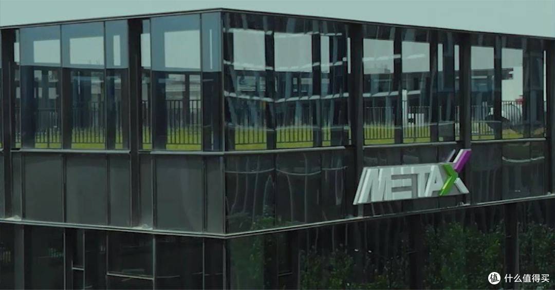 国货之光—— GPU 沐曦 MXC500点亮成功！竞品是训练出GPT的英伟达A100_电脑配件_什么值得买