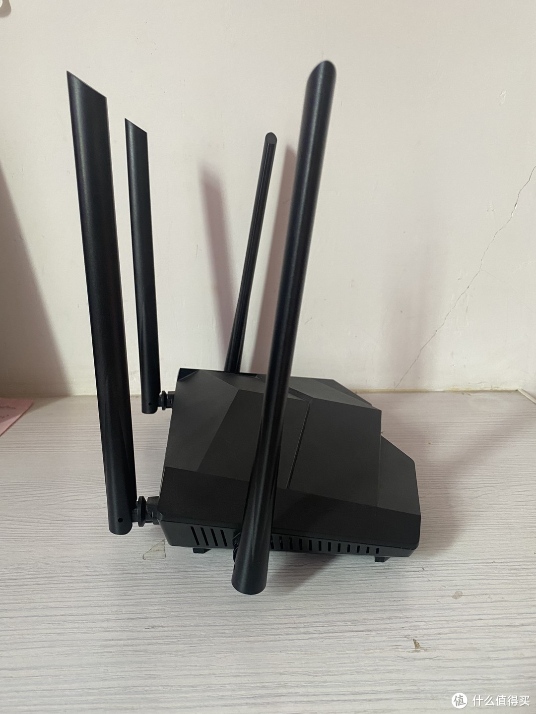 造型越是怪异的东西它就越有料！短文评测：腾达 AC10 1200M 千兆双频路由器_路由器_什么值得买