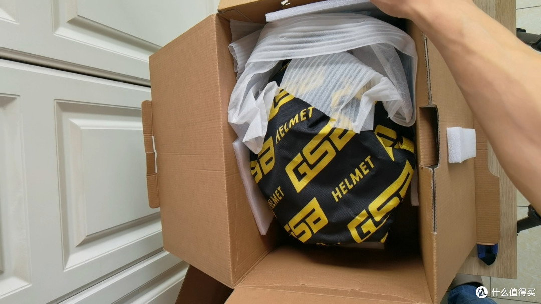 入手GSB RC5碳纤维摩托车头盔 – 开箱大量图片_摩托车骑行装备_什么值得买
