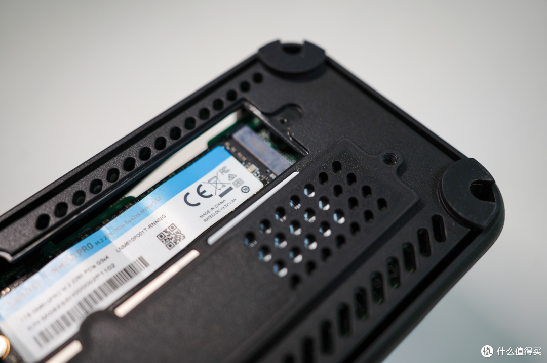 性能向的ARM架构新品NAS丨极空间Z2Pro开箱拆解评测_NAS存储_什么值得买