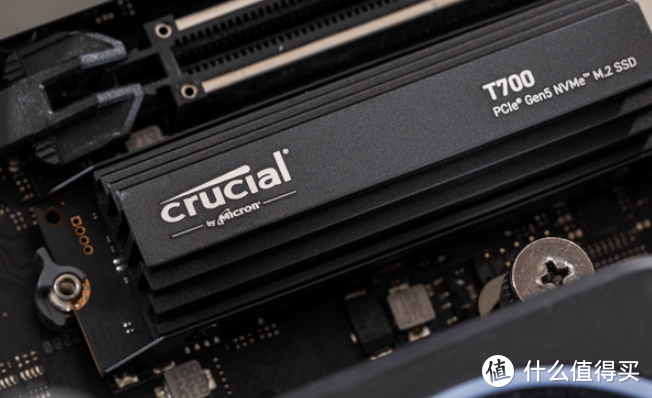 美光 Crucial T700 Gen5 SSD_固态硬盘_什么值得买