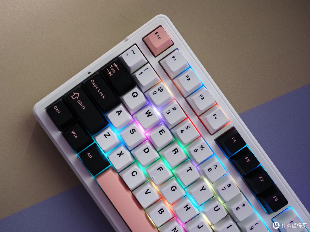 键圈继续卷，259元的狼蛛 F99首发入手，质量感令人感动……_键盘_什么值得买