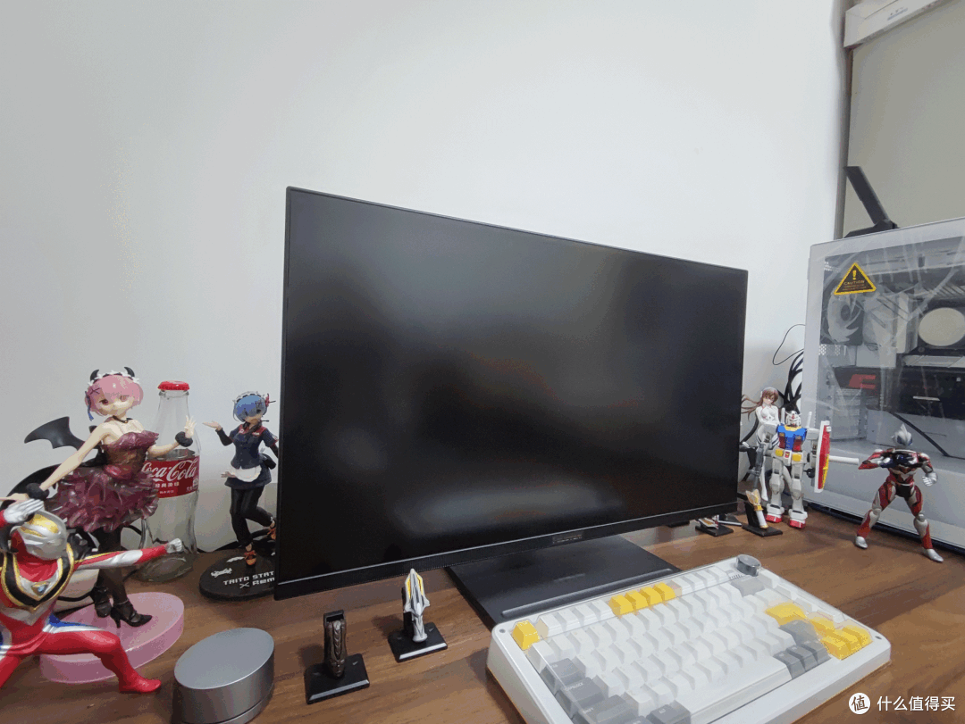 常年不看电视的我，在书房看起了4K“电视”——元创师i-custom 4K互联智慧显示器H28_显示器_什么值得买