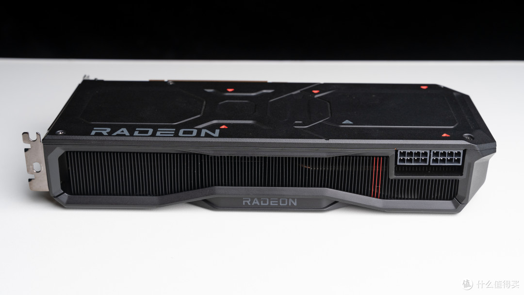AMD Radeon RX 7900 GRE显卡首发评测，迎面直击RTX 4070_电脑电源_什么值得买
