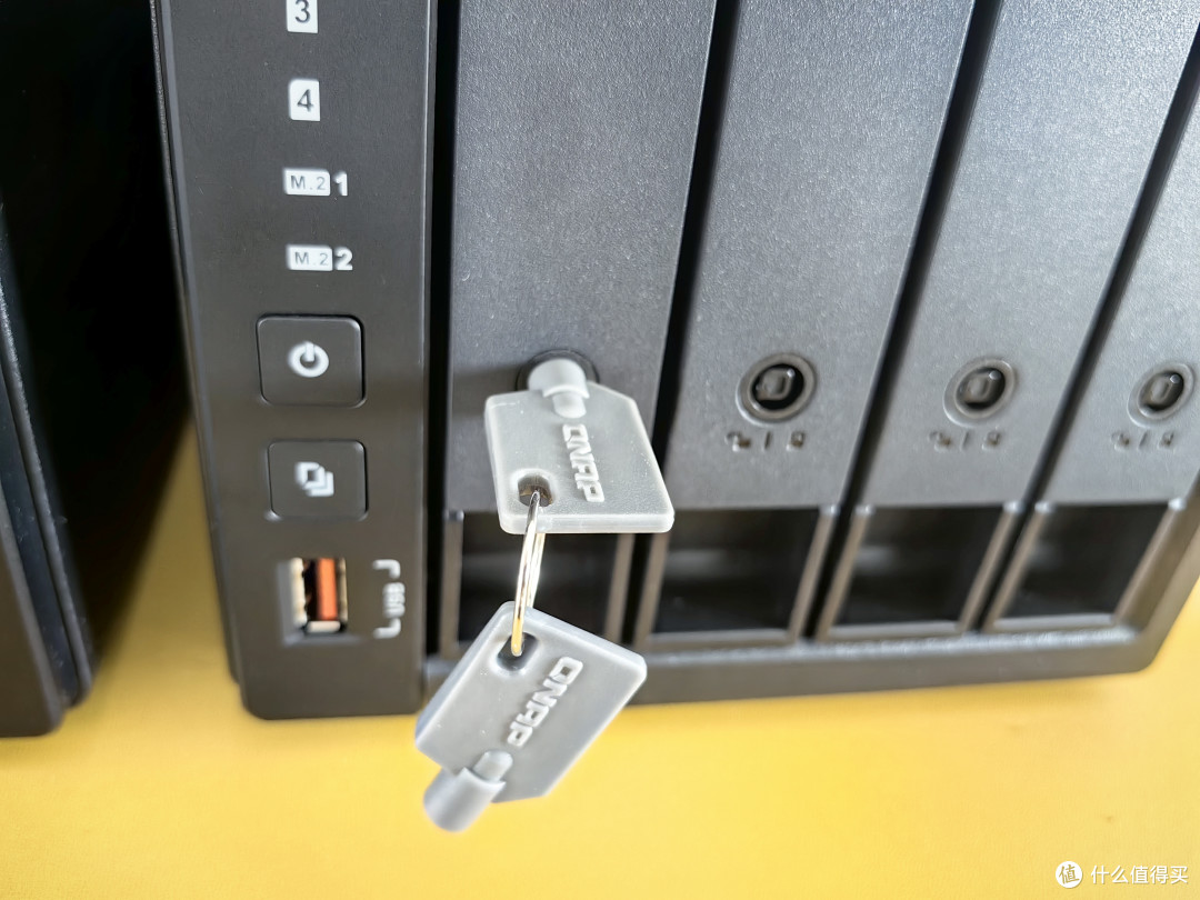 威联通TS-464C2到底升级了什么？多图展示C1&C2的差别对比【附无损数据迁移教程】_NAS存储_什么值得买