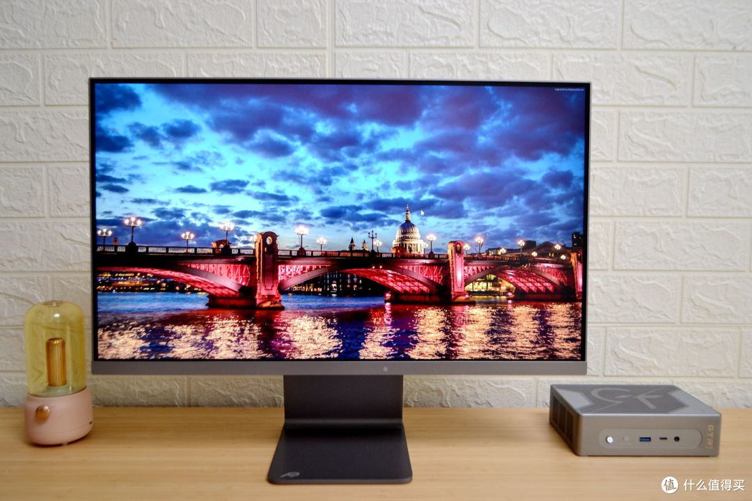 今年显示器真卷！1000多就能入手万元级苹果4K显示器？黑果的绝配_显示器_什么值得买