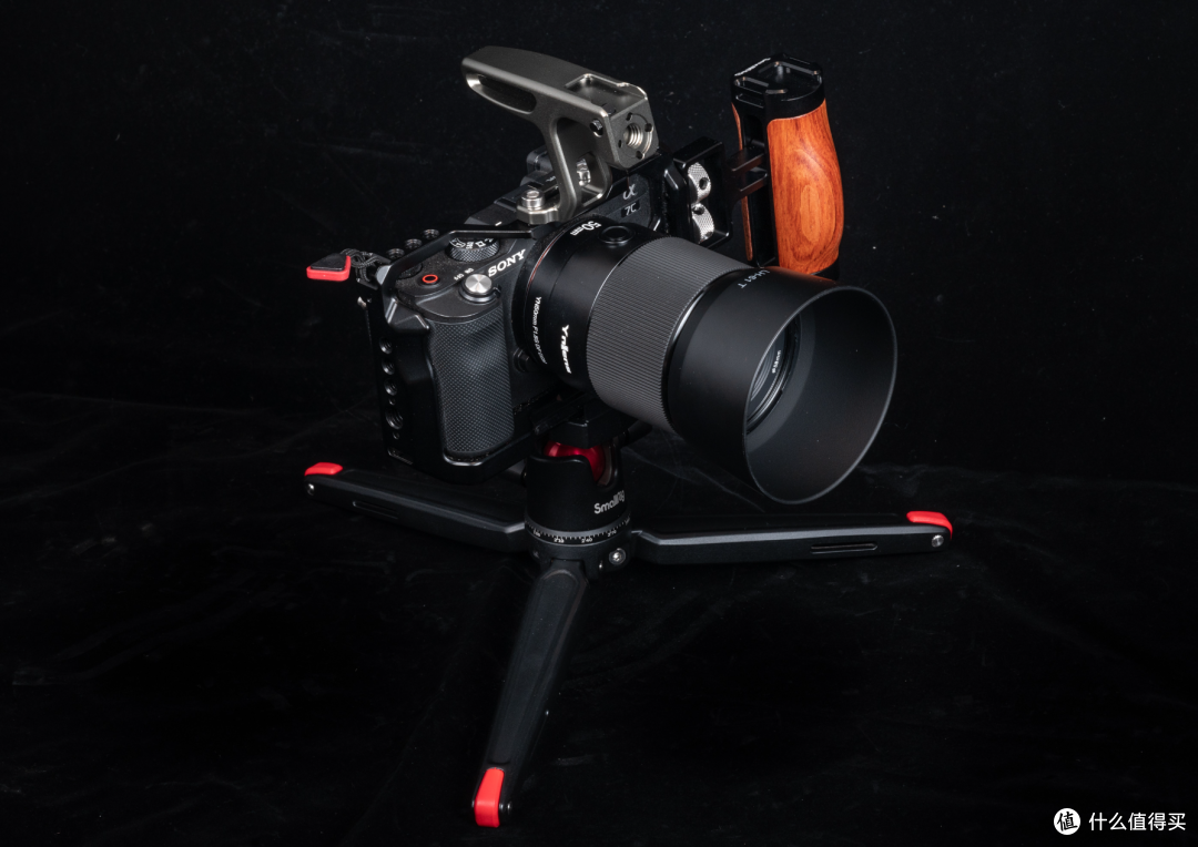 索尼A7R5、A7M4、ZV-E1、A7C、A7C2、A7CR怎么选？必买的神配件有啥？_单电相机_什么值得买