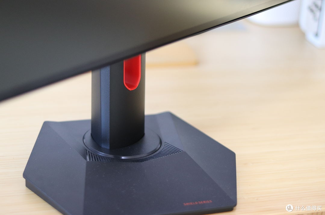 用原厂Nano IPS面板还能便宜700的4K160Hz显示器 HKC神盾系列MG27U_显示器_什么值得买