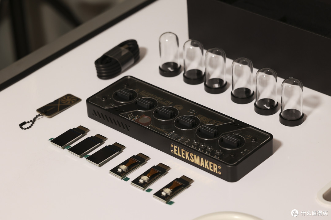 如何让你的桌搭更科技更炫酷，EleksMaker拟辉光管时钟不可或缺_闹钟_什么值得买