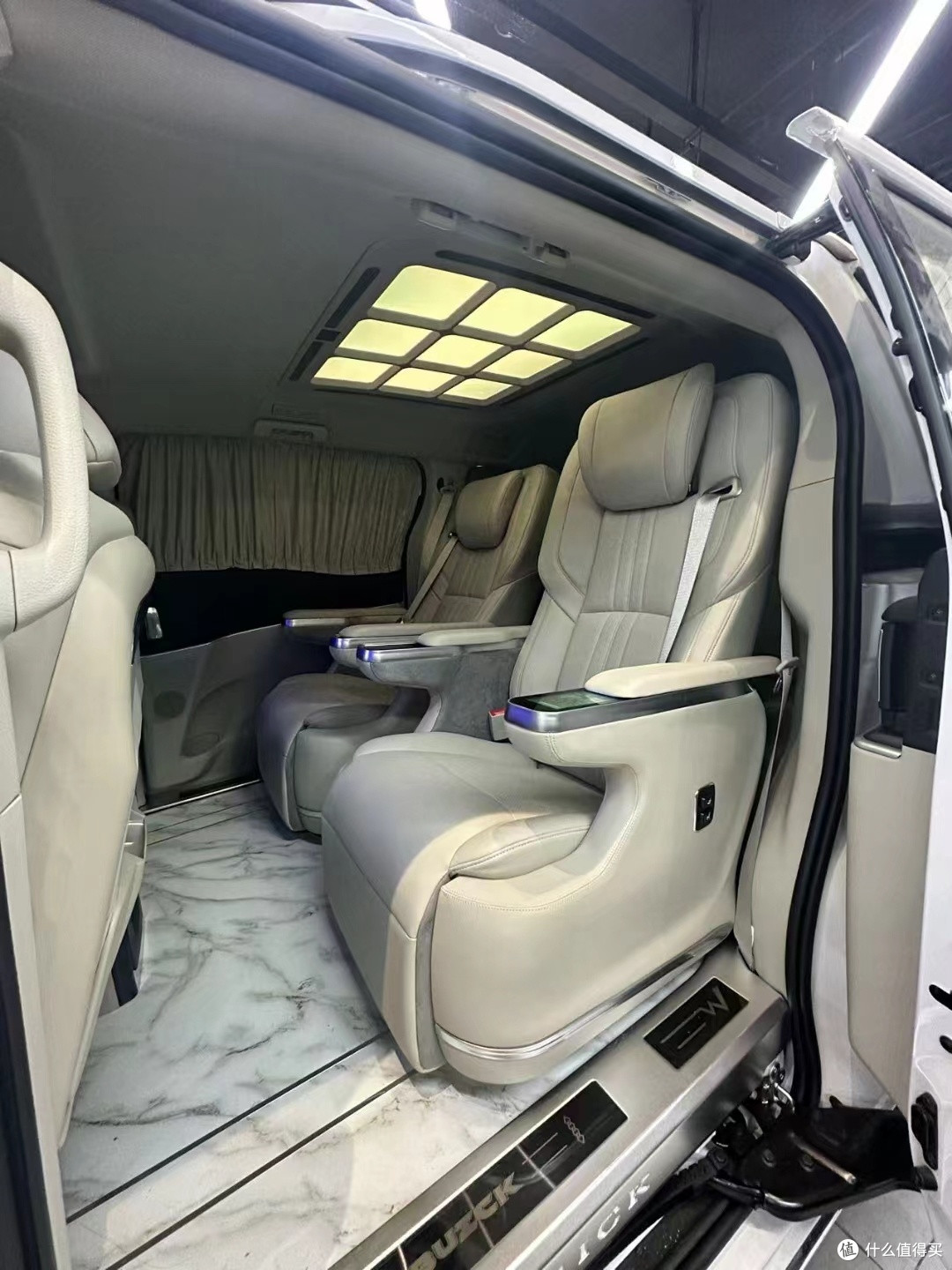 魔都别克 GL8 商务车 652 跟 653，外地朋友想改车快来谈谈_MPV_什么值得买