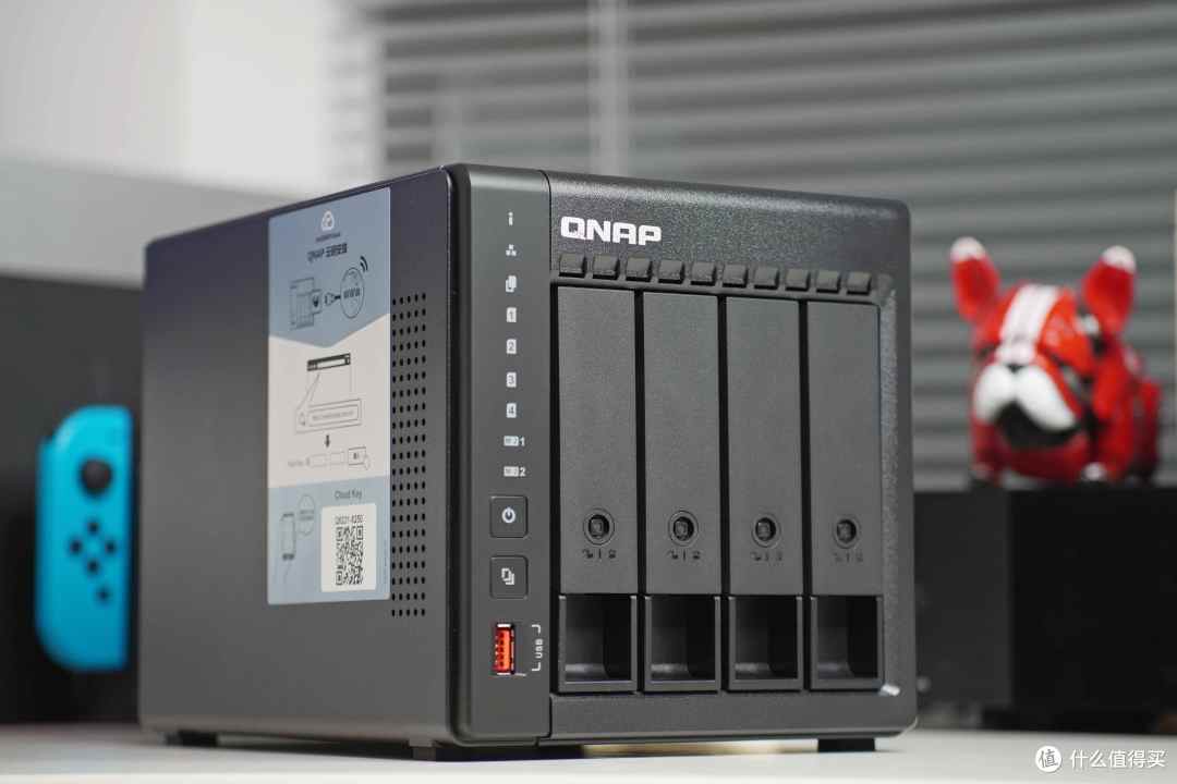 上手QNAP TS-464C2，出色性能是我给朋友推荐威联通NAS的重要理由_NAS存储_什么值得买