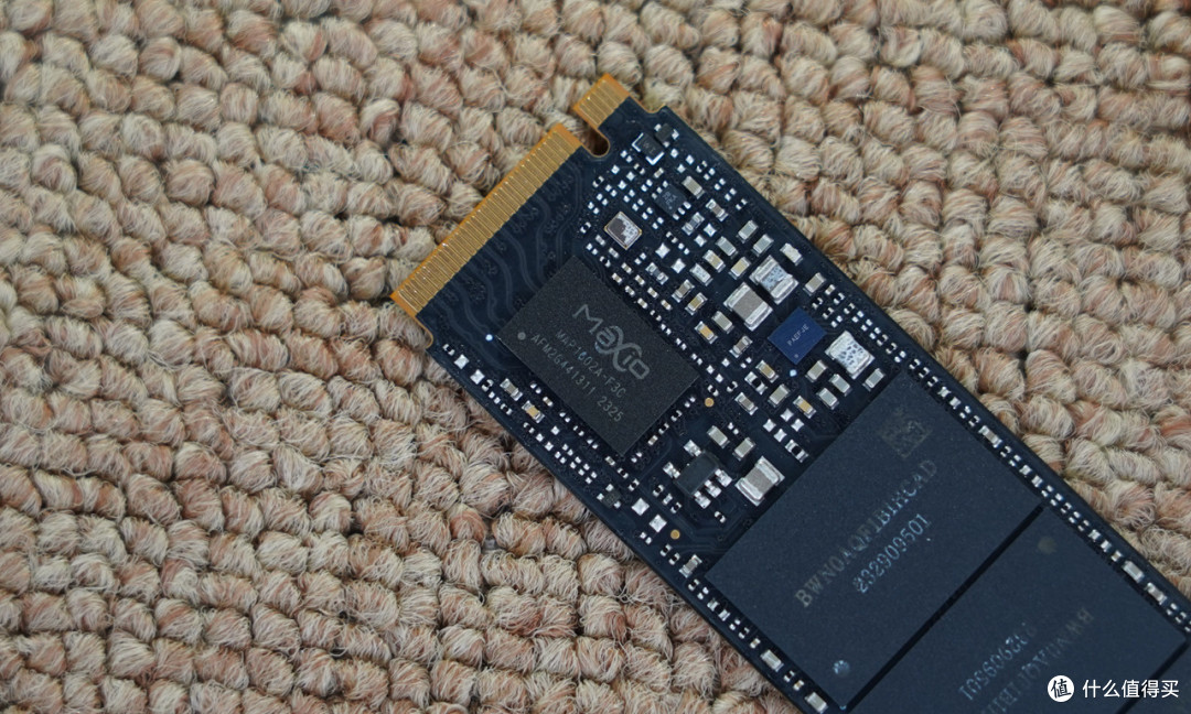 速度7000+MB/s，2TB价格569！宏碁 暗影骑士·擎 Acer N7000 2TB SSD体验分享_固态硬盘_什么值得买