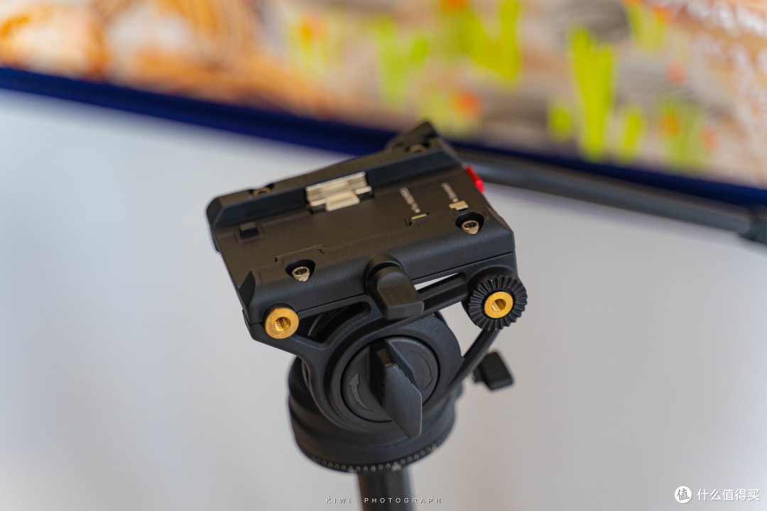 给自己的生产工具升个级----纽尔NEEWER N555三脚架使用体验_相机配件_什么值得买