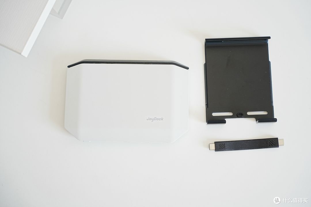 巨幕玩游戏也能兼具便携+续航？雷鸟Air 2&JoyDock组合套装使用体验分享！_AR设备_什么值得买