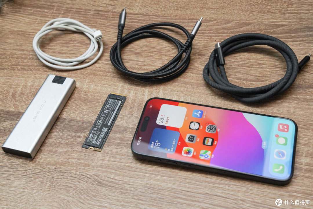 USB 3 10Gbps 传输，外置存储空间，iPhone15 Pro Max 外接存储体验_iPhone_什么值得买
