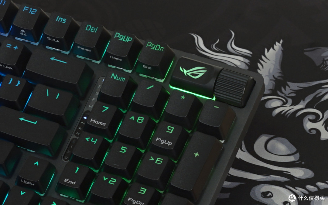 时尚美学外观，兼具实用与性能！ROG游侠2 98无线版评测！_键盘_什么值得买
