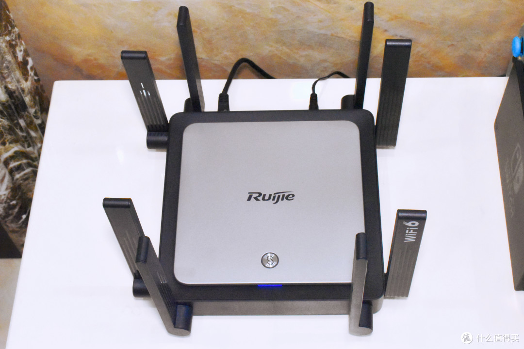 家庭路由一步到位，锐捷X32 PRO：8天线千兆WIFI 6路由299带回家_路由器_什么值得买