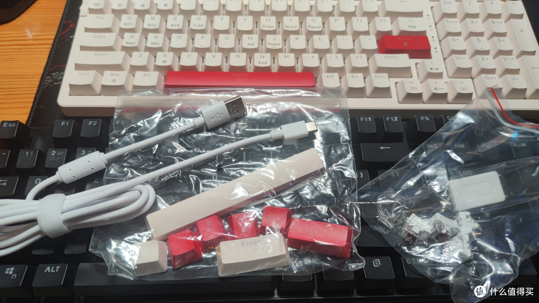 吃螃蟹了: 本手BASIC 三模AK98机械键盘_键盘_什么值得买