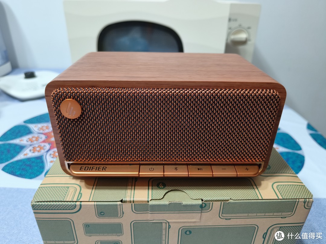 【音响拆解】漫步者怎么想的？续航反向虚标？M230复古蓝牙音箱测评_音箱_什么值得买
