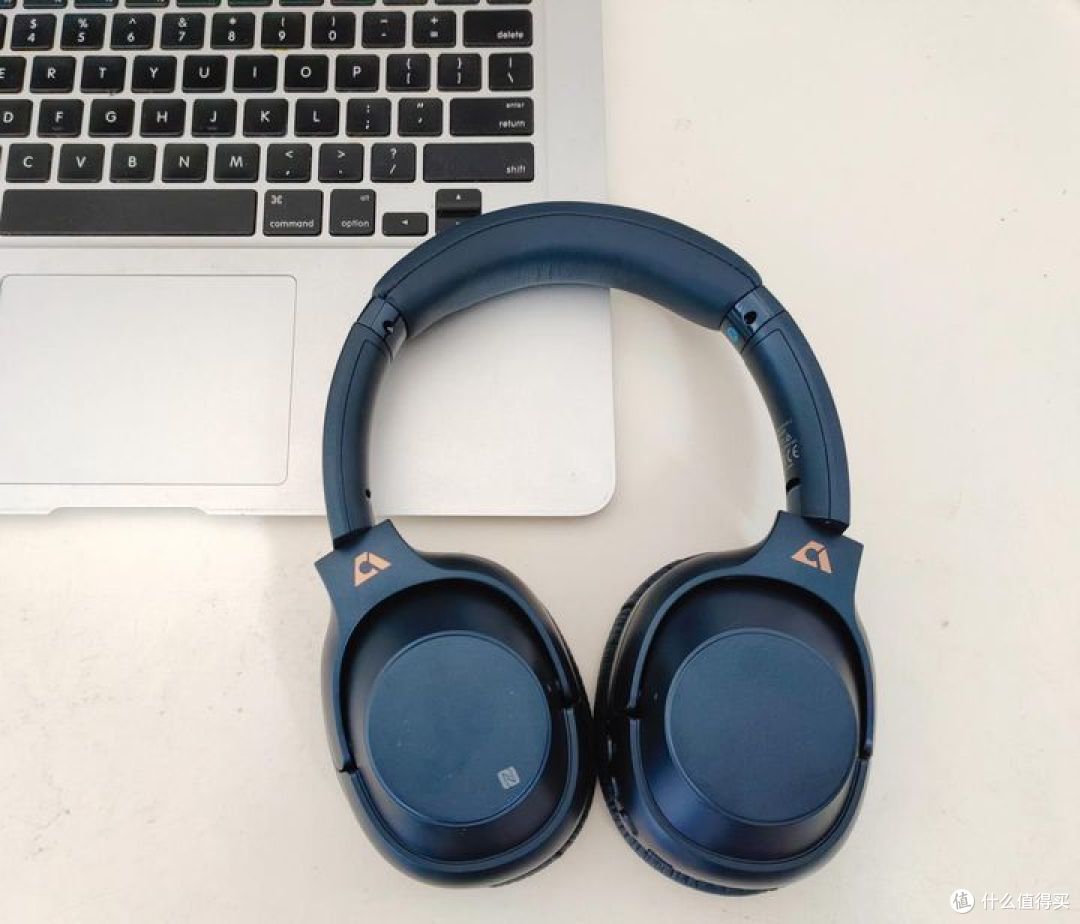 时尚与舒适的完美结合——1Mii一魔声学头戴式耳机E500 Pro音质卓越，沉浸体验_耳机_什么值得买