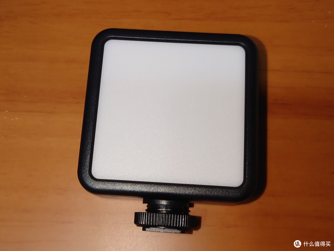 A7C+24105G 上补光灯后的近距拍摄样张（二）_相机配件_什么值得买