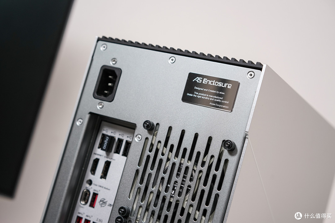 精致MATX代名词，ABEE M19+微星B760M刀锋钛+影驰 金属大师4060 装机展示_CPU_什么值得买