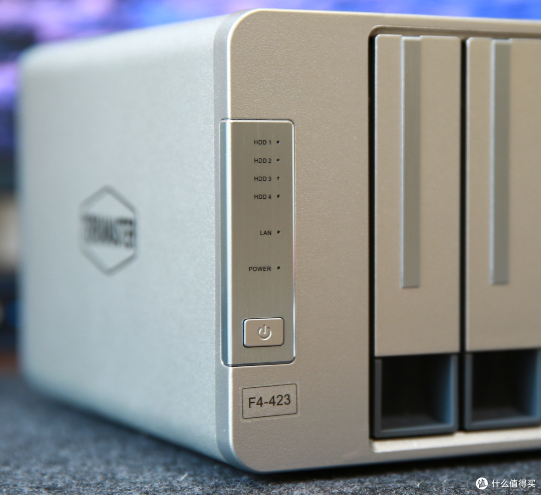 花更少的钱，体验更专业的NAS——铁威马F4-423入手使用体验_网络存储_什么值得买