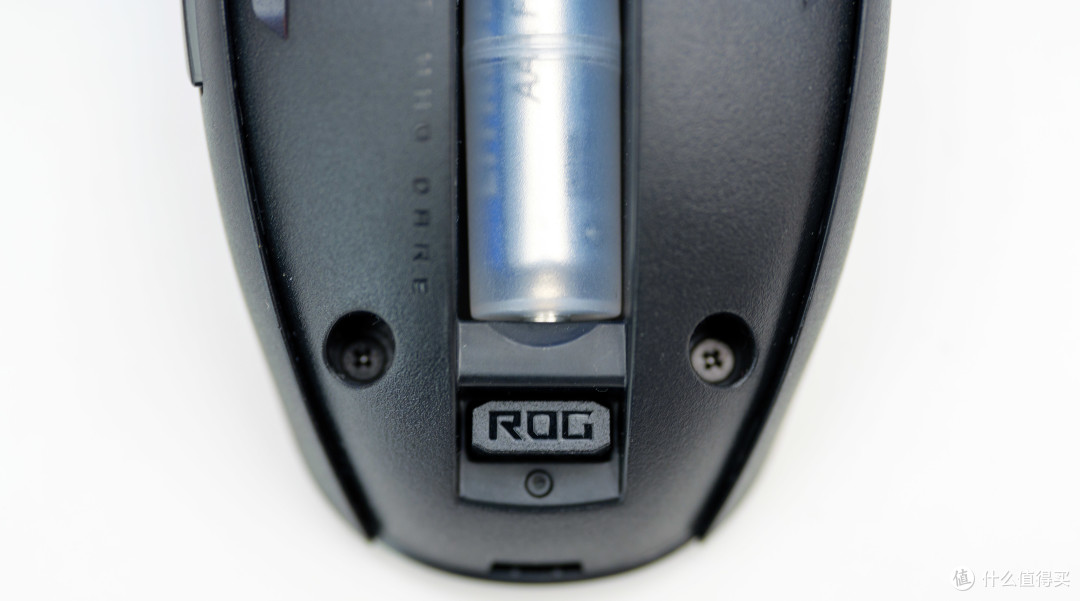 618小时续航+热插拔微动+57g轻量化：华硕ROG影刃3无线版鼠标上手体验_鼠标_什么值得买