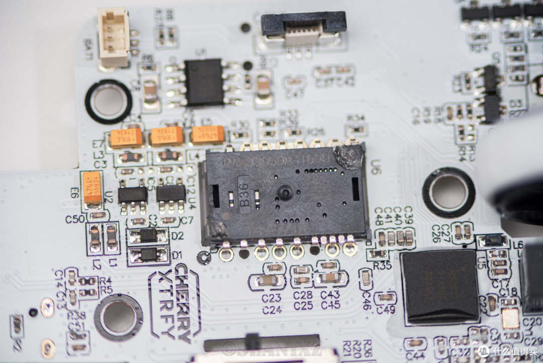 Cherry XTRFY M68 PRO电竞鼠标体验：纯粹的电竞利器_鼠标_什么值得买