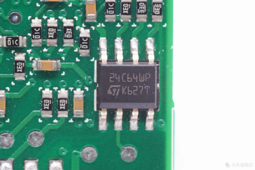 拆解报告：HUAWEI华为2600W直流电源模块PDC2600S54-E_电脑电源_什么值得买