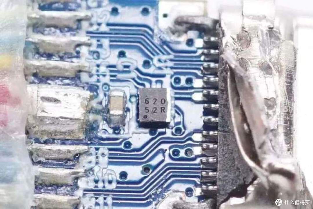 助力USB4普及，这些USB4数据线均内置E-Marker芯片_数据线_什么值得买