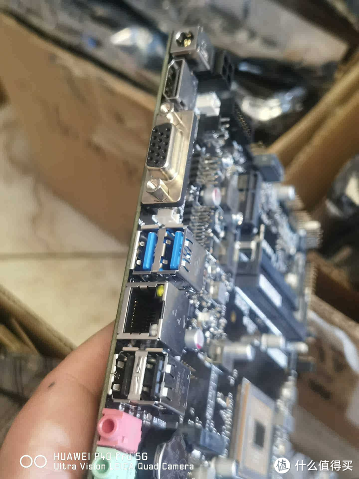 华硕兆芯KX6000（XC-KX678T-A R1.00）ITX主板设计解析_主板_什么值得买