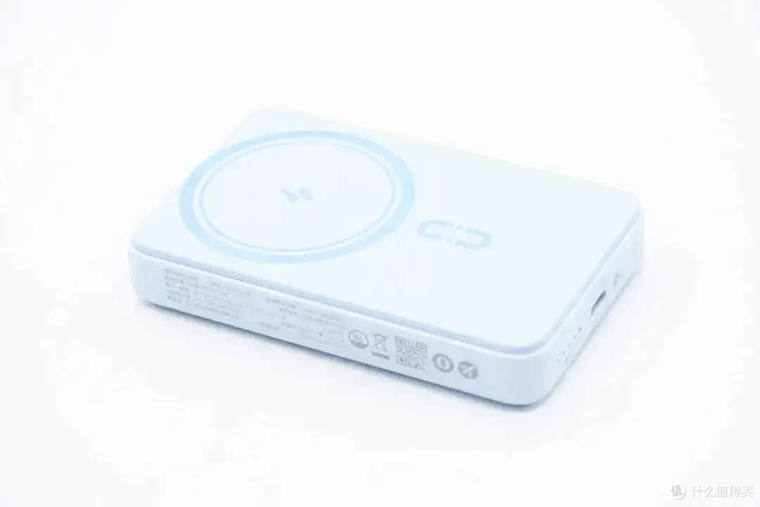 一芯解决，何必多芯，这些10000mAh充电宝均内置升降压芯片_移动电源_什么值得买