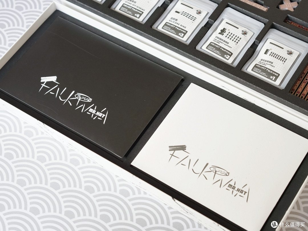 花4888元买一把键盘，确实挺浮夸的丨Matrix faukwaa客制化套件开箱体验_键盘_什么值得买