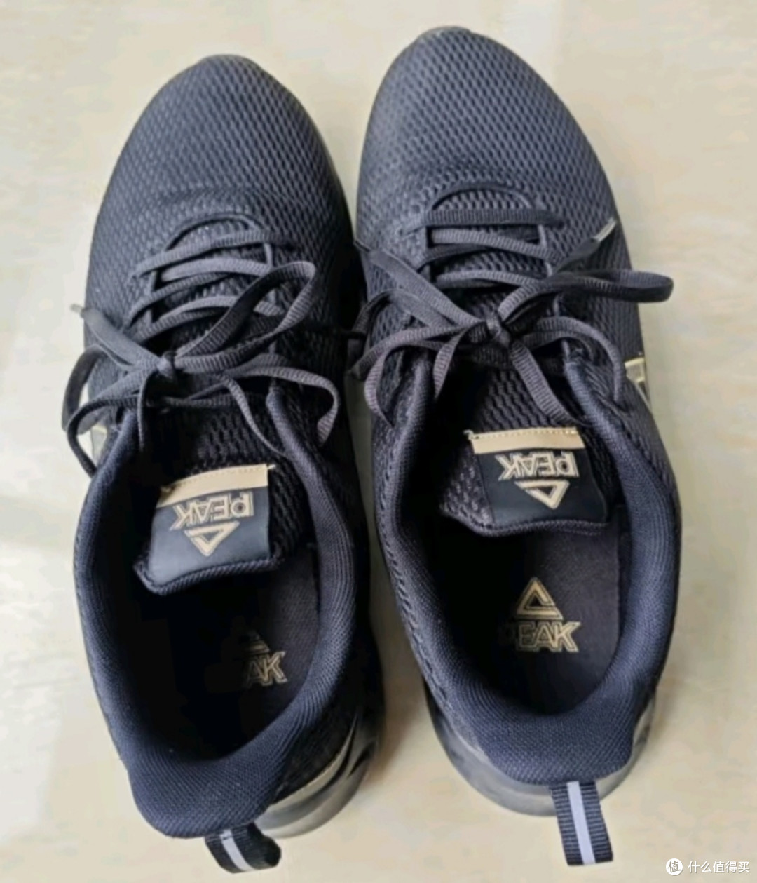 匹克跑鞋，透气轻便，减震百搭！_跑鞋_什么值得买