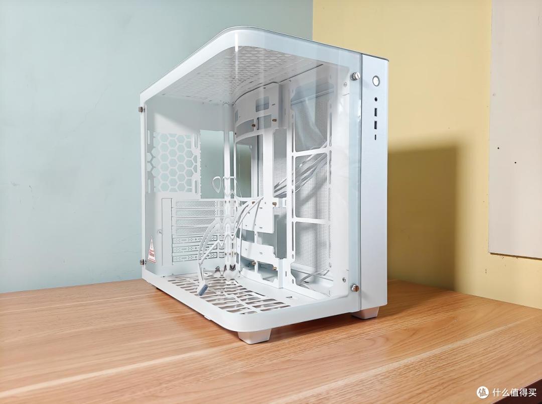 白色海景房,支持背插,乔思伯又让我破费了,TK3新品机箱装机感受_机箱_什么值得买