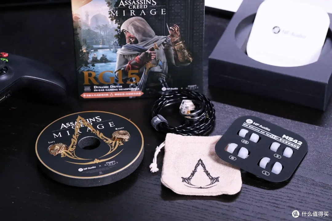刺客信条幻景x宁梵：霸气外观，音质双赢的RG15耳机_耳塞式耳机_什么值得买