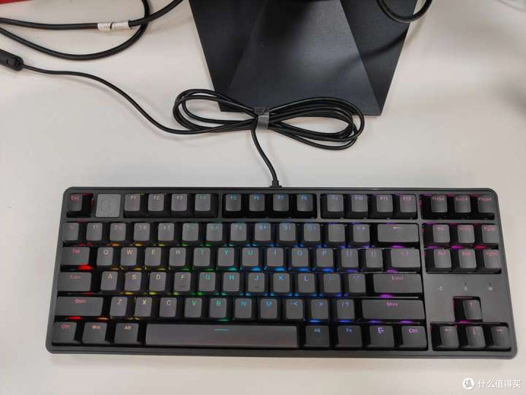 内卷严重，99元的艾石头NA87机械键盘开箱_无线键盘_什么值得买