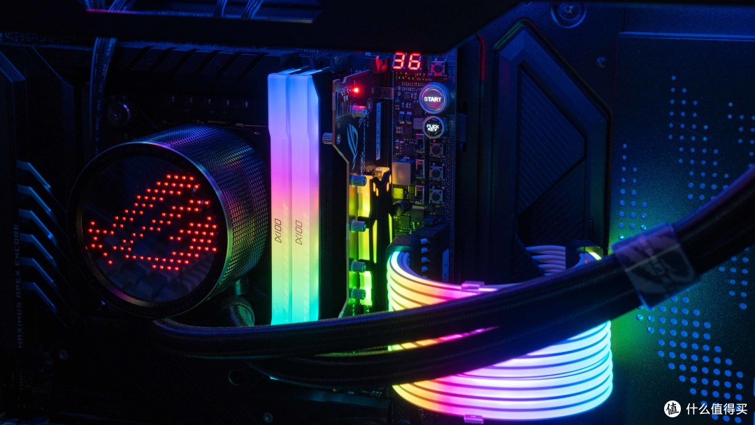 补齐最后一块RGB｜佰维NV7400 HEATSINK_固态硬盘_什么值得买