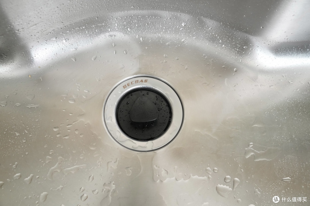 整洁厨房的秘密！贝克巴斯E60PRO厨余垃圾处理+超级感应龙头F05PRO，组合搭配使用体验_垃圾处理器_什么值得买