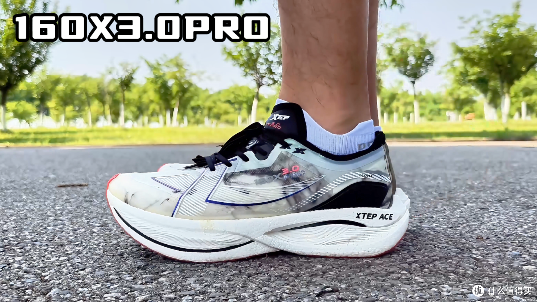 谁才是国产最强跑鞋？国产顶级旗舰跑鞋横向对比测评。_跑鞋_什么值得买