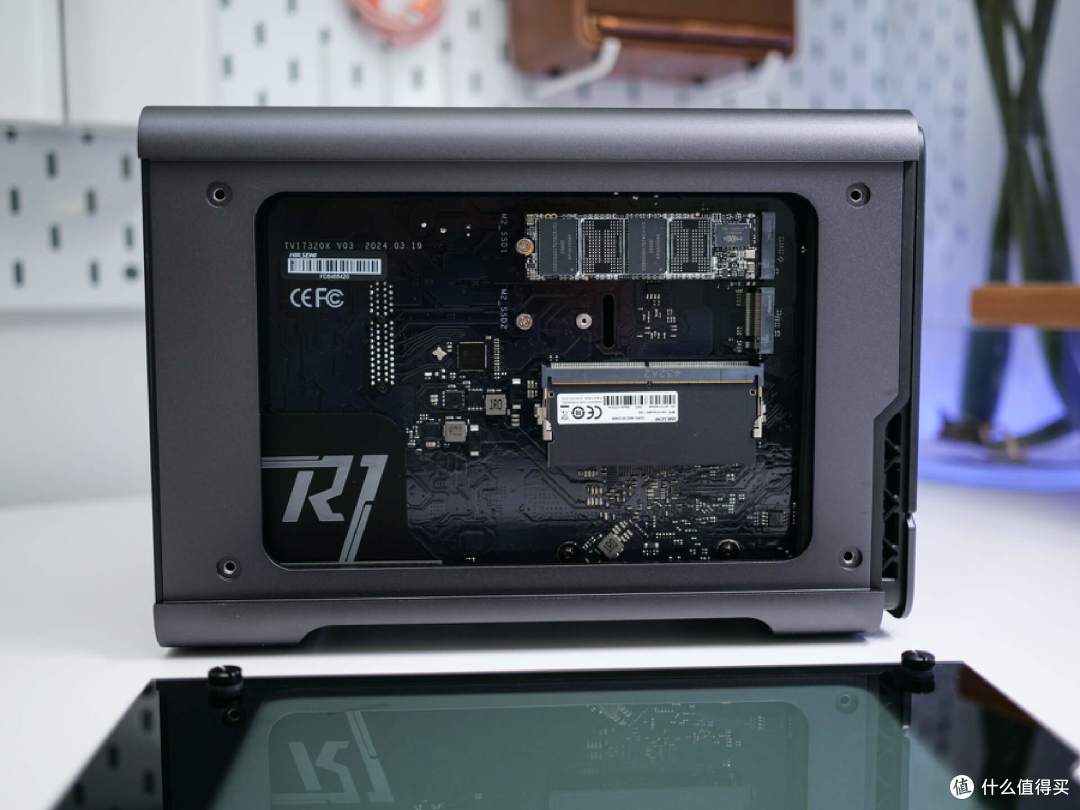 硬件值回票价，软件仍需努力|1799的海康存储R1四盘位NAS入手体验_NAS存储_什么值得买