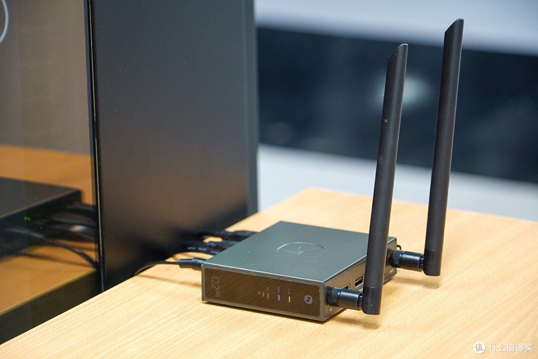 不连外网、不装软件！向日葵Q2Pro工控机运维行业的理想解决方案_线缆_什么值得买