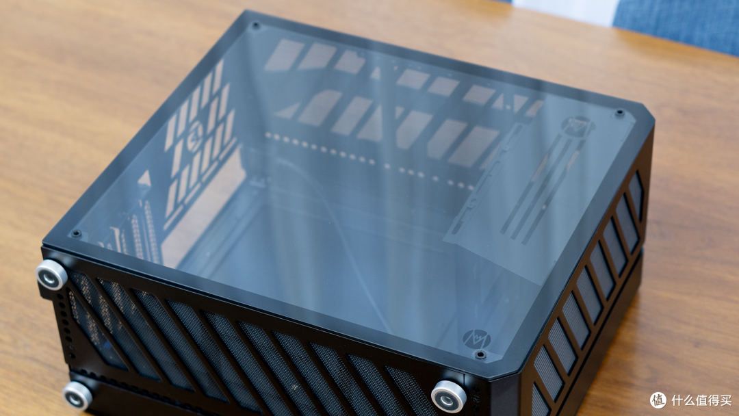 Mini战斗力！ 方糖机械大师C34PLUS、乔思伯CR3000联手，打造精致小主机！_机箱_什么值得买