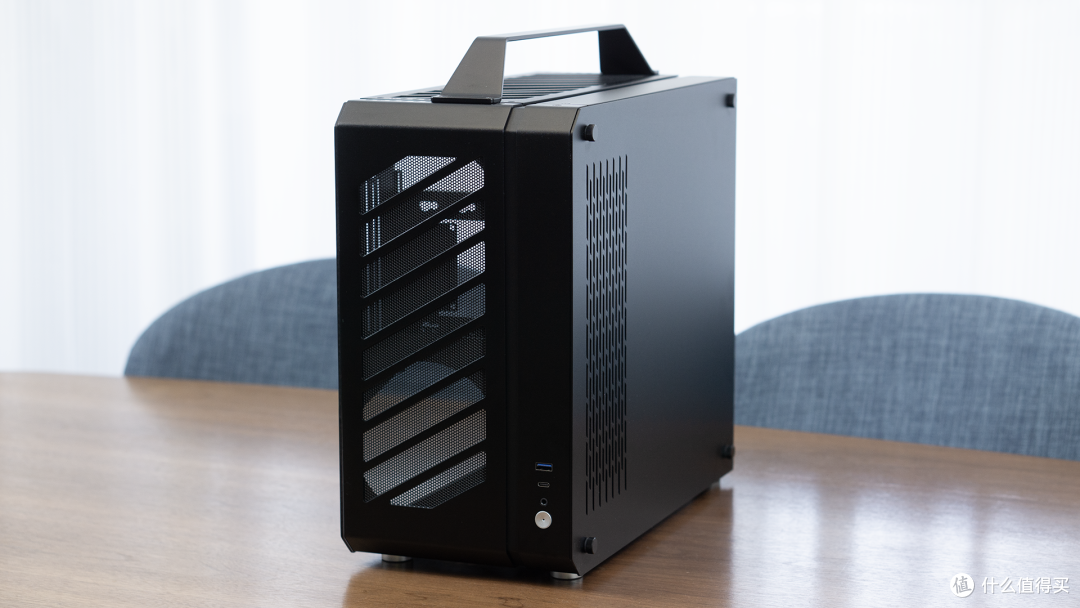 Mini战斗力！ 方糖机械大师C34PLUS、乔思伯CR3000联手，打造精致小主机！_机箱_什么值得买