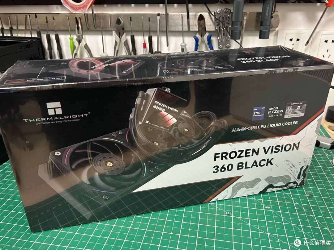 利民Frozen Vision 360 Black 一体式水冷散热器_散热器_什么值得买